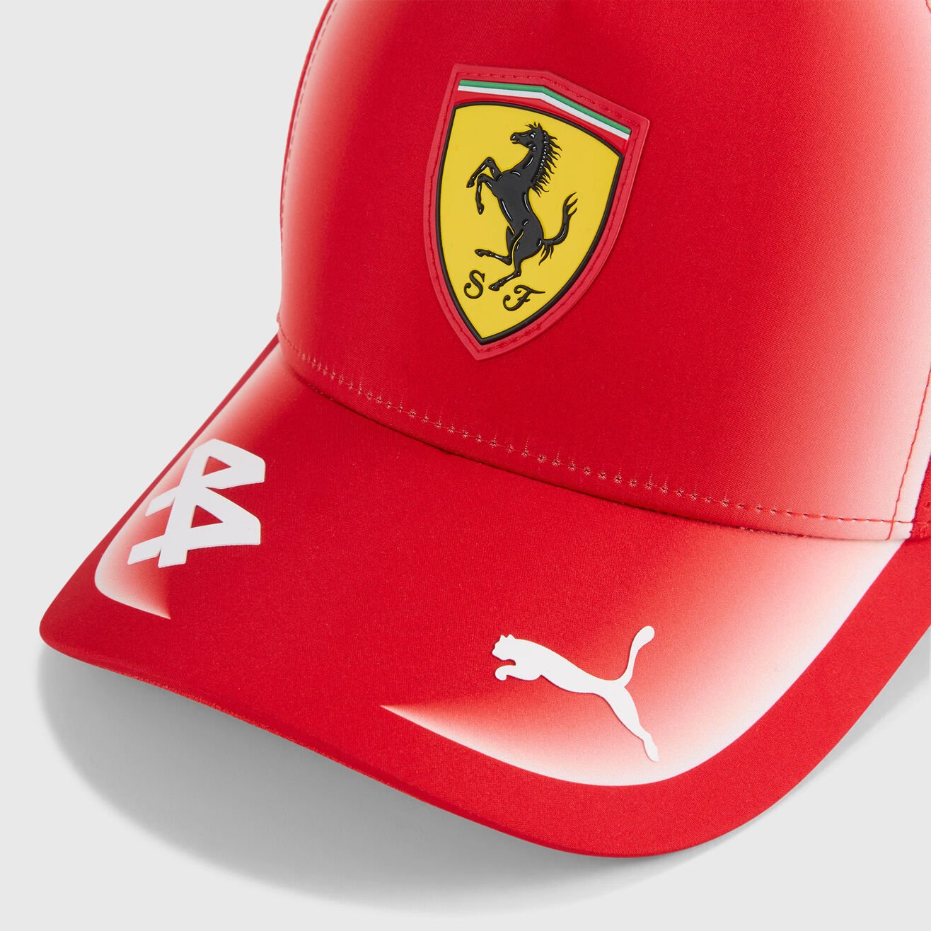 Gorra Lewis Hamilton Ferrari 2026 Oficial – DRIVER 1